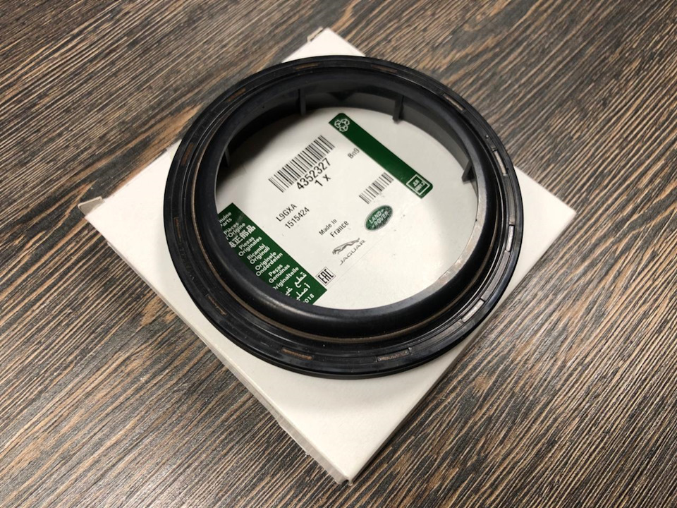 Замена сальника коленвала и лЁгкое ТО АКПП ZF6HP26 Range Rover 4.4 AJ ...