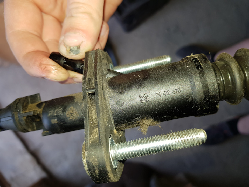 24412670 Главный цилиндр сцепления GM | Запчасти на DRIVE2