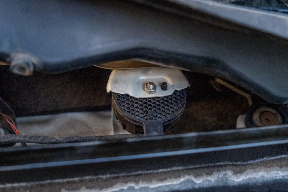 Sound Actuator / Structure-Borne Sound Generator — Audi A3 Sportback ...