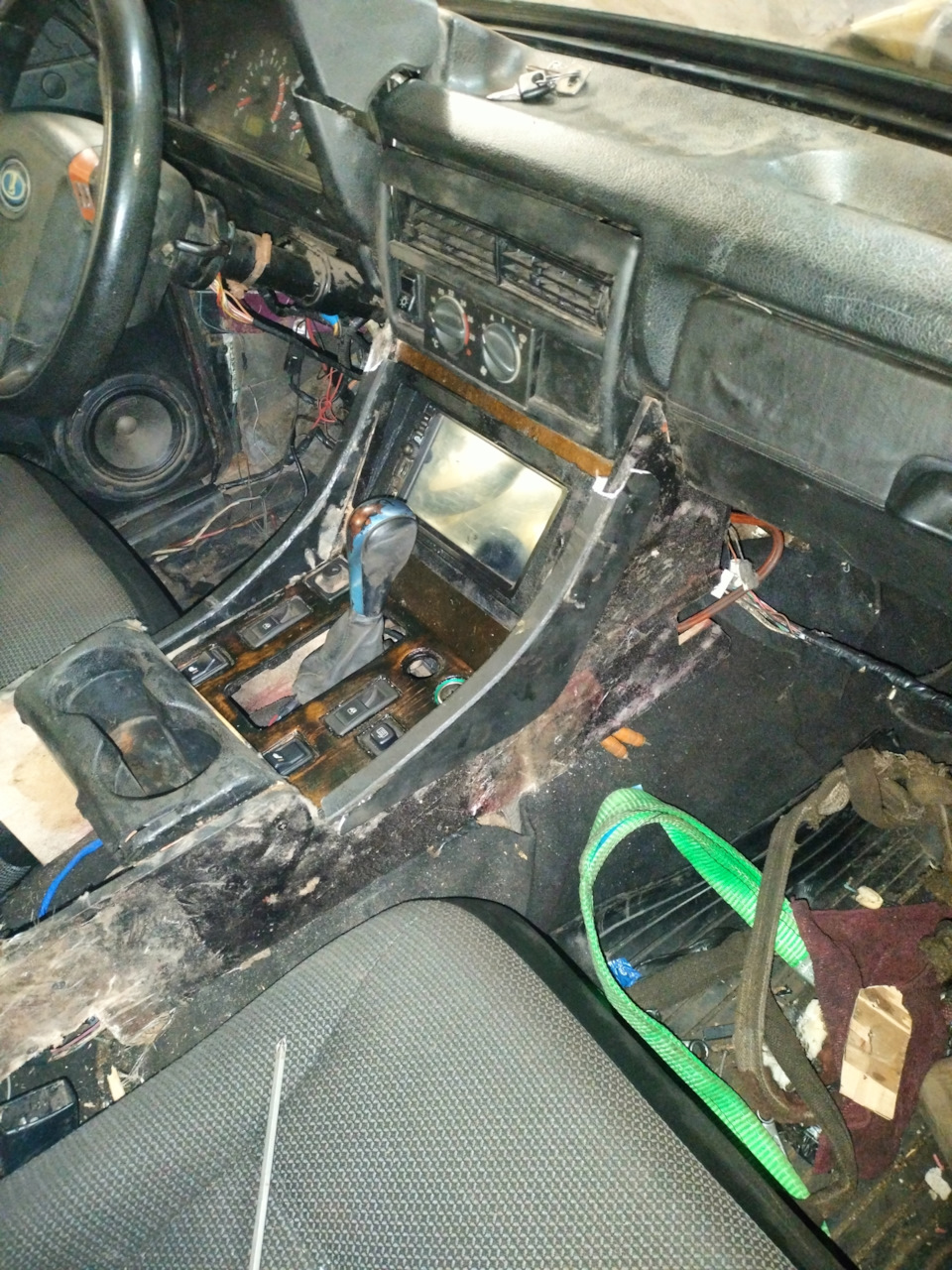 Консоль. Часть "уже сбился со счету" — Lada 4x4 3D, 1,7 л, 2014 года ...