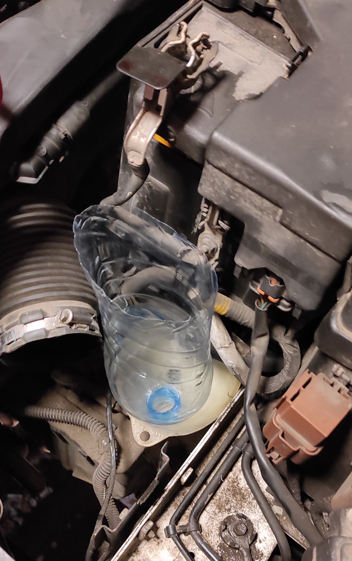 Замена масла в АКПП AT6 — Citroen C4 L, 1,6 л, 2014 года | своими ...