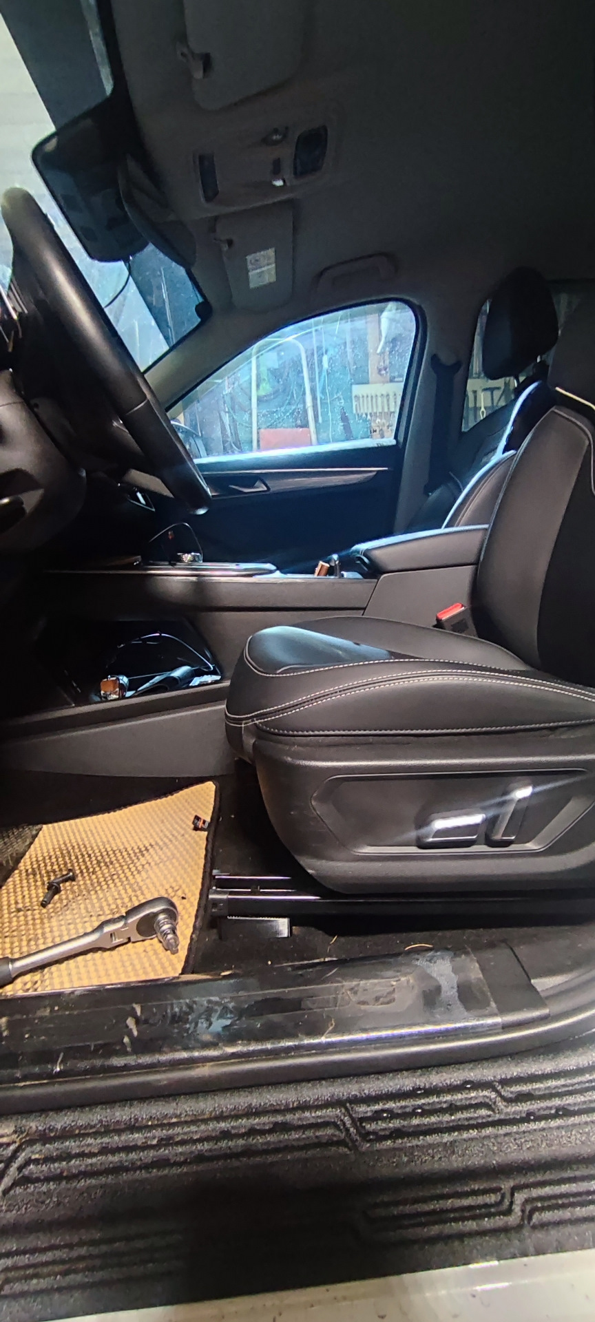 Как и все =) проставки под сиденья haval jolion — Haval Jolion, 1,5 л ...
