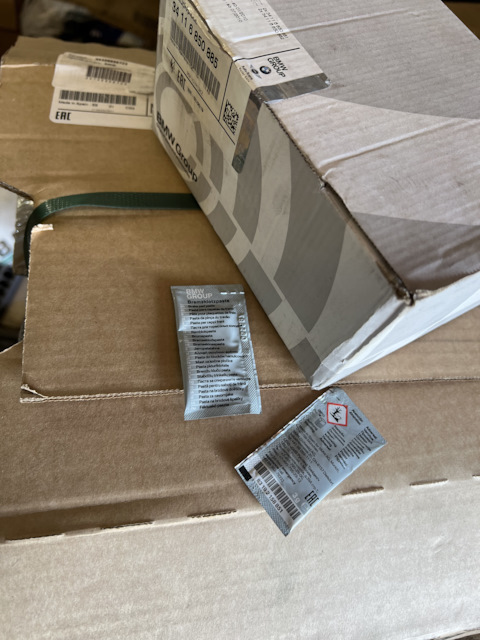 83192158851 Паста для тормозных колодок BMW | Запчасти на DRIVE2