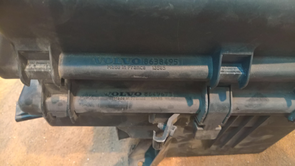 Подсос мимо фильтра в корпусах VOLVO 8638495 / 8649673 — Volvo XC70 II ...