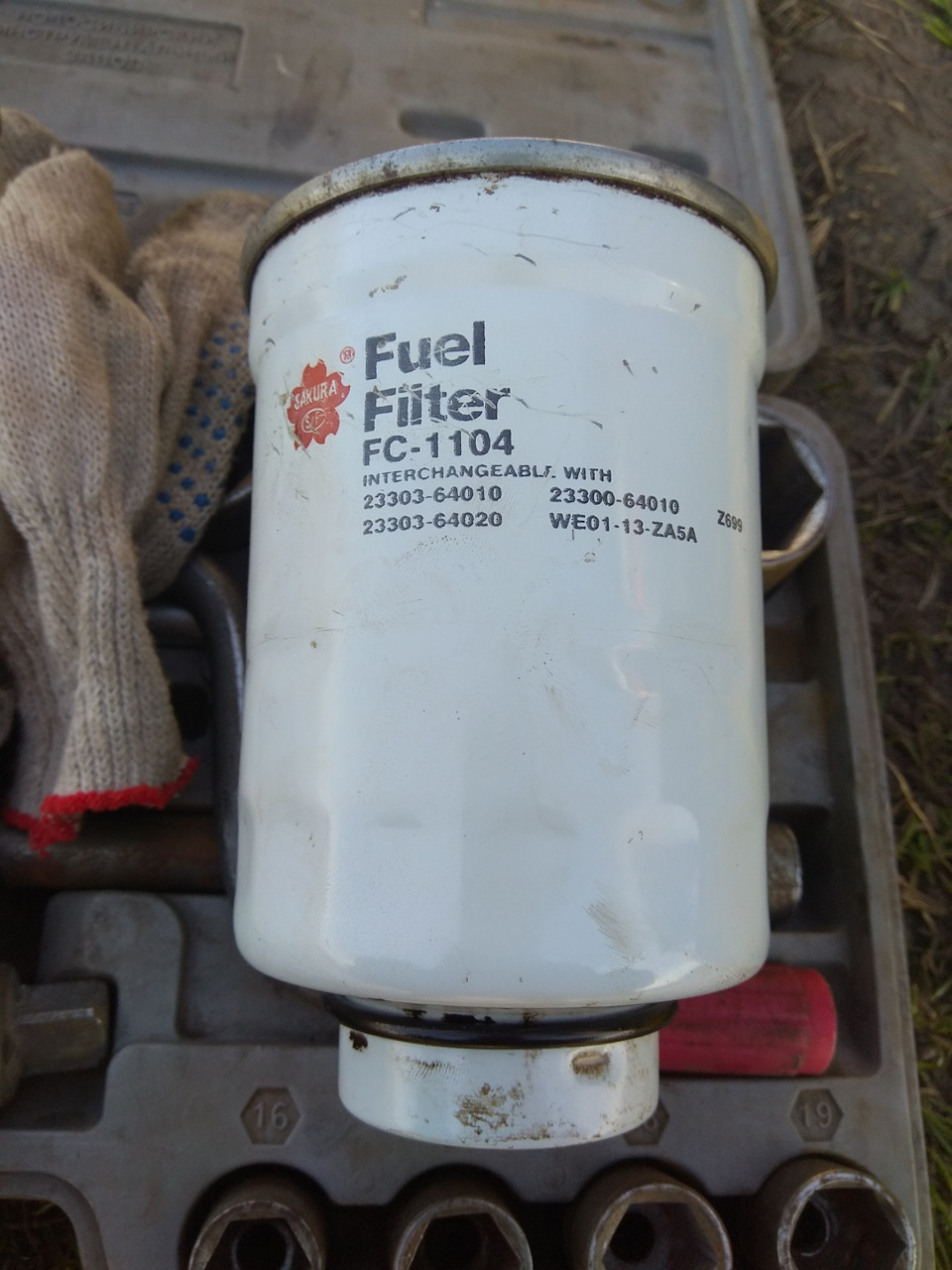 Топливный фильтр — Toyota Corolla (100), 2 л, 1991 года | расходники ...