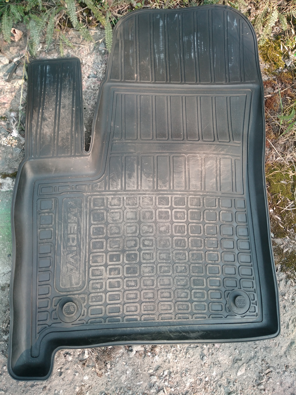 Коврики — Opel Meriva (B), 1,4 л, 2014 года | аксессуары | DRIVE2