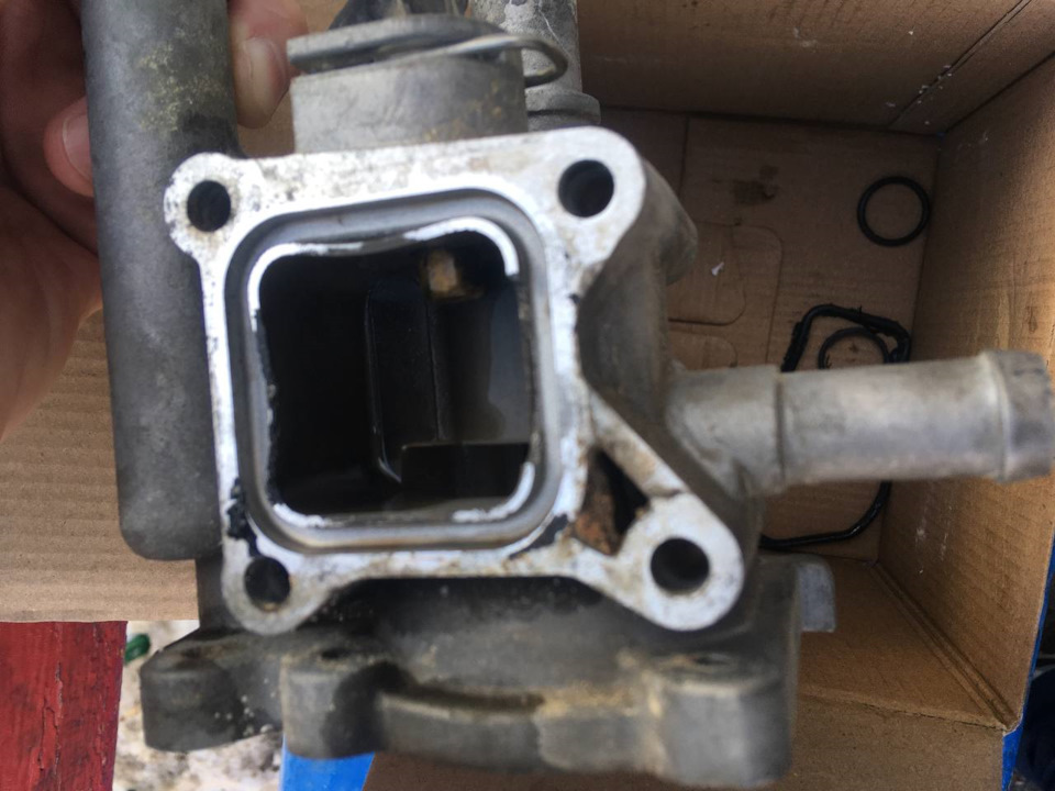 Замена корпуса термостата — Chevrolet Cruze (1G), 1,8 л, 2013 года ...