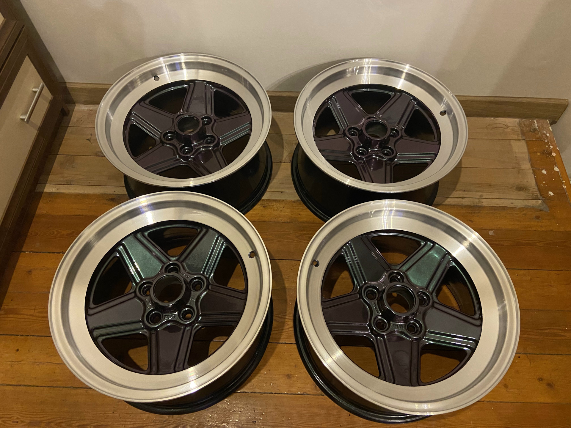 Реставрация дисков ATS AMG R16 — Mercedes-Benz W123, 2,8 л, 1985 года ...