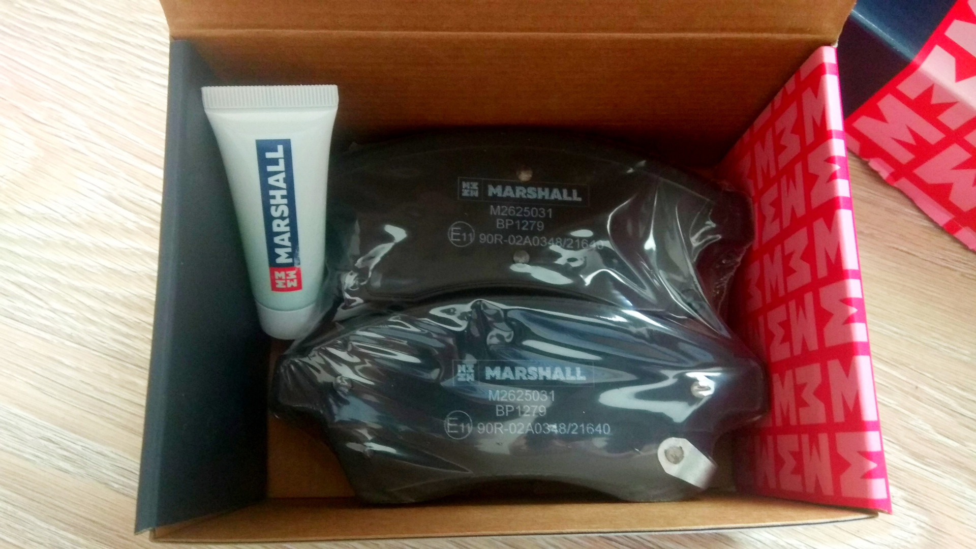 Замена тормозных (передних) дисков и колодок MARSHALL — Chevrolet Cruze ...