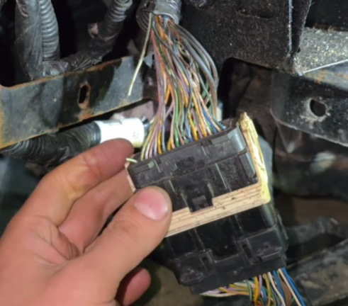 Ошибка по генератору U012D — Ford Edge (2G), 2 л, 2020 года ...