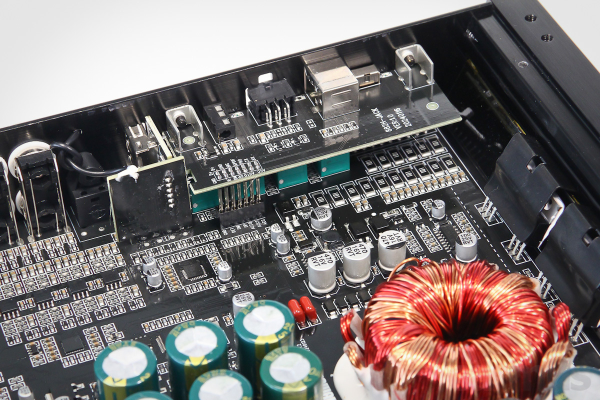 Рациональный формат. Тест 8-канального усилителя со встроенным 10-канальным аудиопроцессором ...