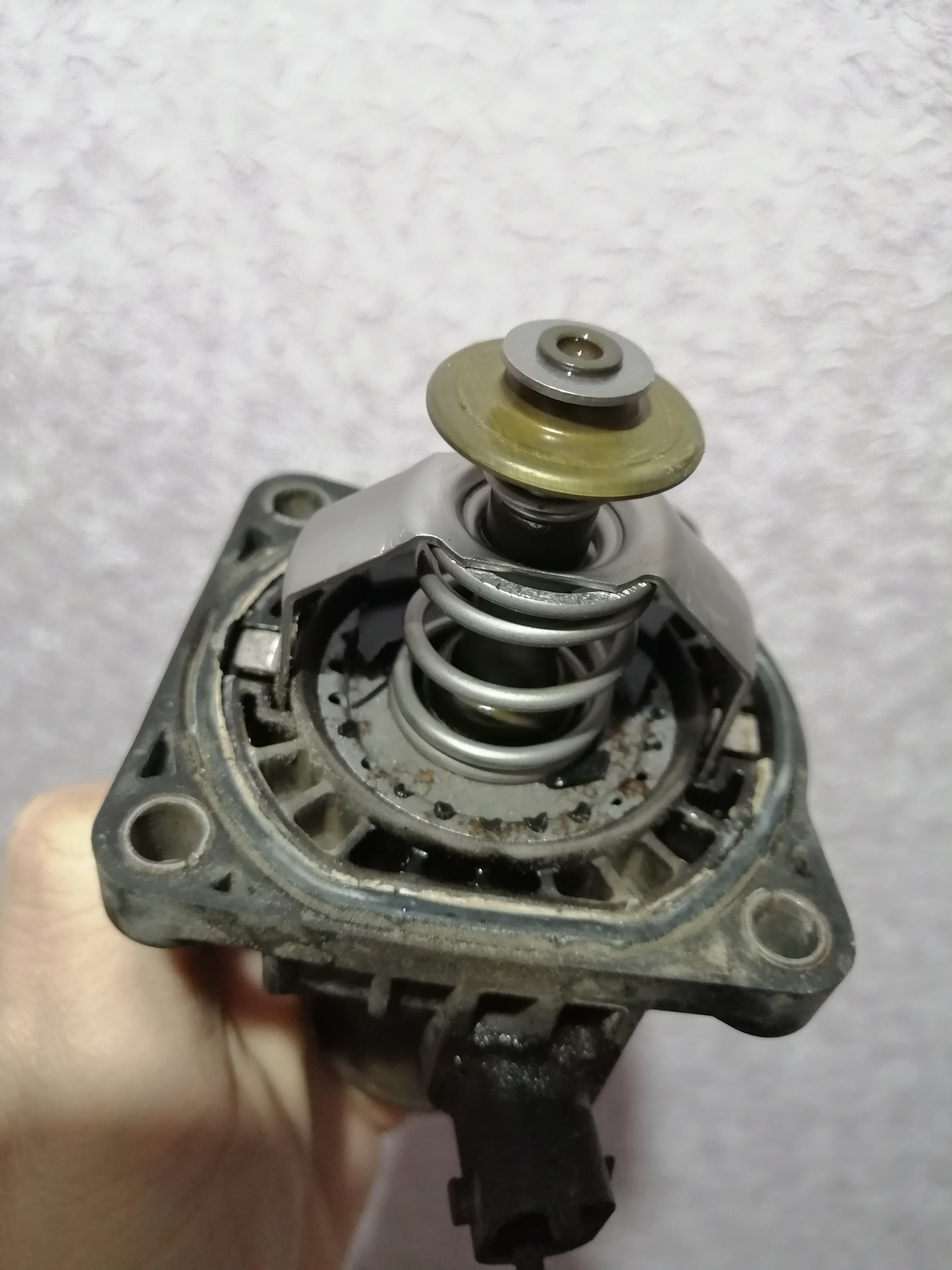 Замена термостата — Chevrolet Aveo Sedan (2G), 1,6 л, 2012 года ...