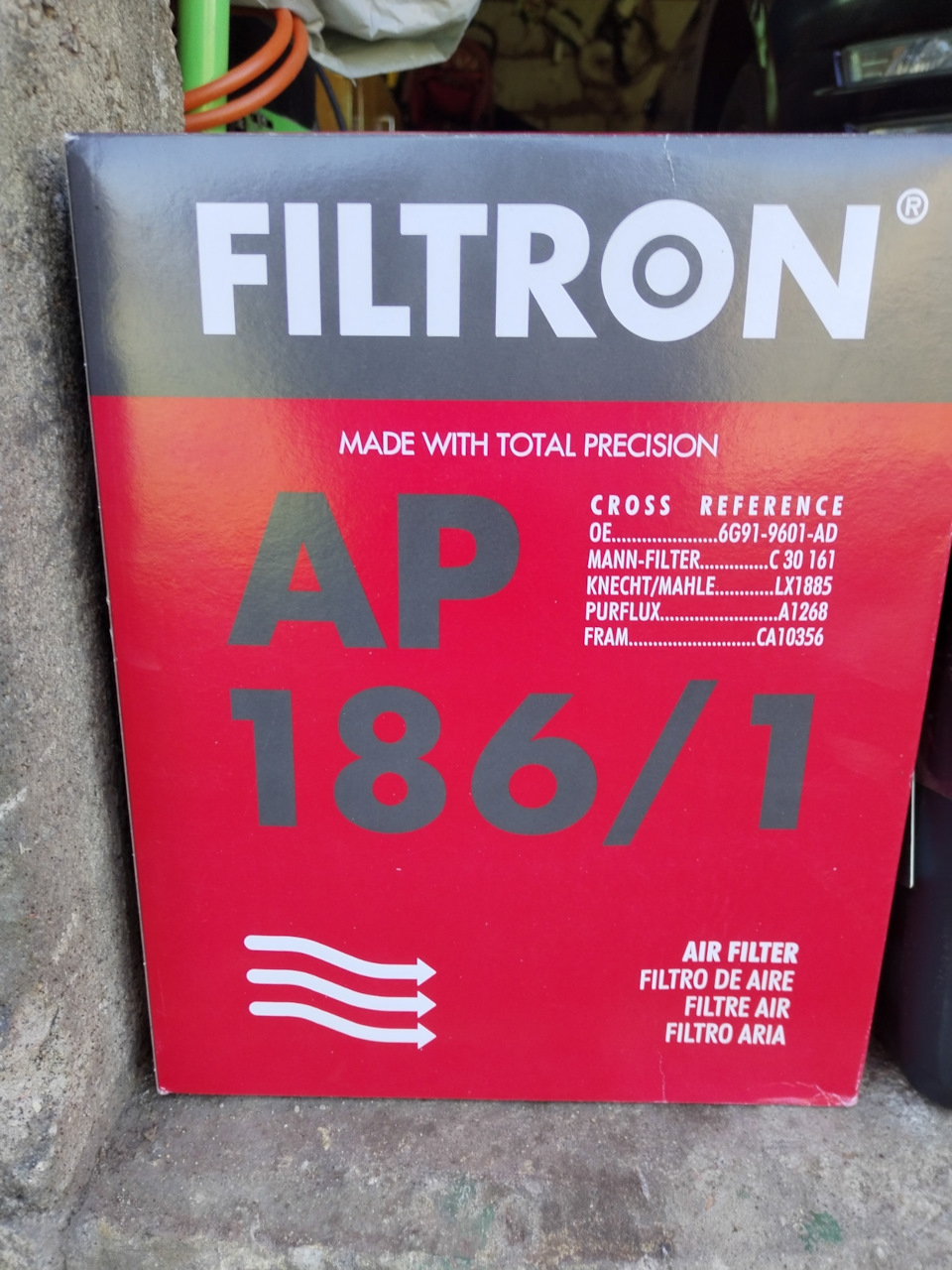 LX1885 Воздушный фильтр MAHLE KNECHT | Запчасти на DRIVE2