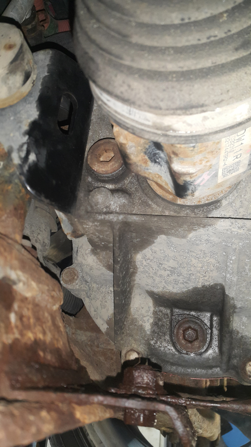 e-CVT P410, P510, P610: замена ATF — Toyota Prius (30), 1,8 л, 2010 ...