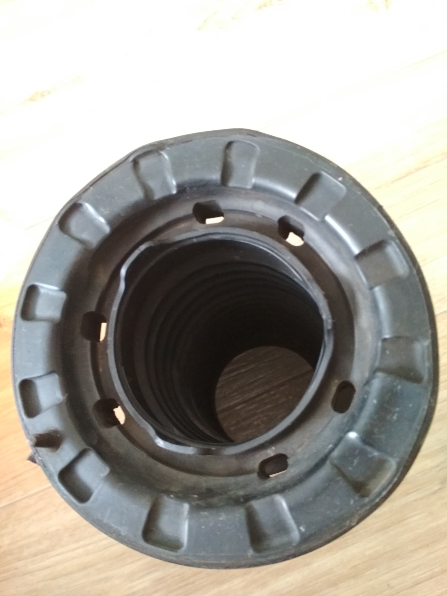 Пыльник амортизатора — Toyota Corolla Fielder (E160), 1,5 л, 2016 года ...