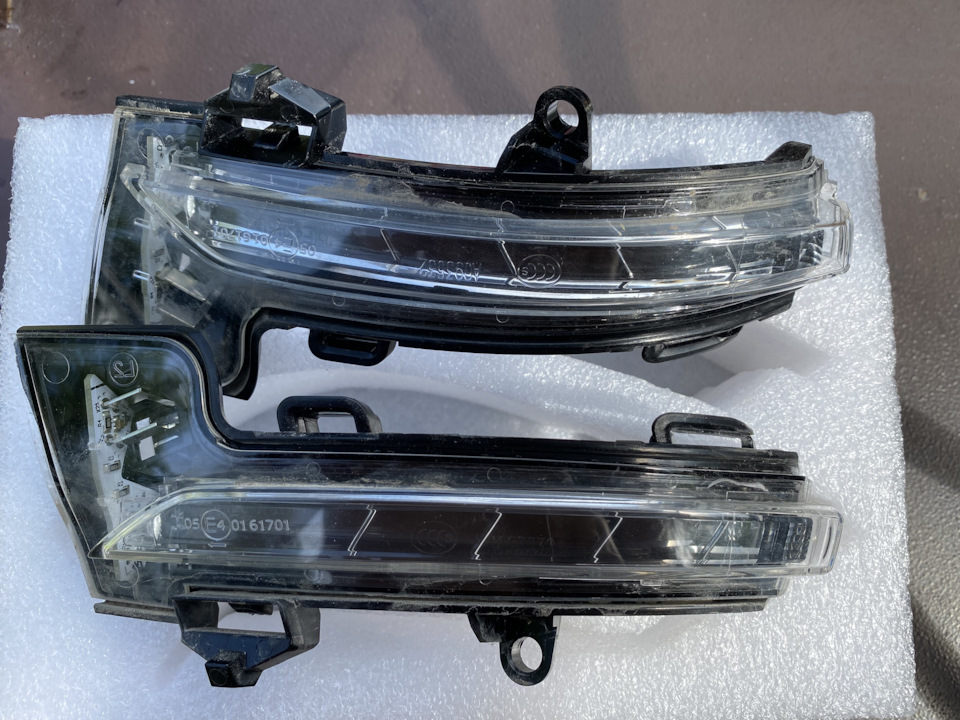 5E0949102 Фонарь указателя пов VAG | Запчасти на DRIVE2