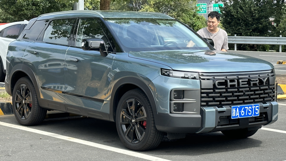 11. Китайский Chery Explore 06 против российского Jaecoo J7 — Chery Explore 06, 1,6 л, 2023 года ...
