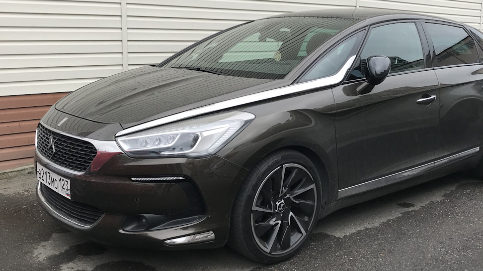 С Наступающим! — Citroen DS5, 1,6 л, 2012 года | просто так | DRIVE2