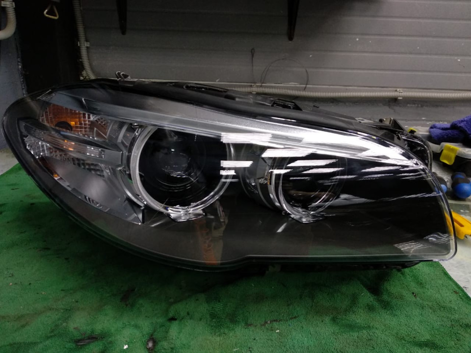 Стекло фары Новое BMW 5 F10, F11 на BMW 5 series Touring (F11), BMW 5 ...