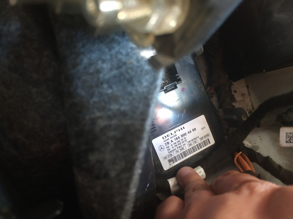 A1649004400 Задний sam-блок Mercedes | Запчасти на DRIVE2