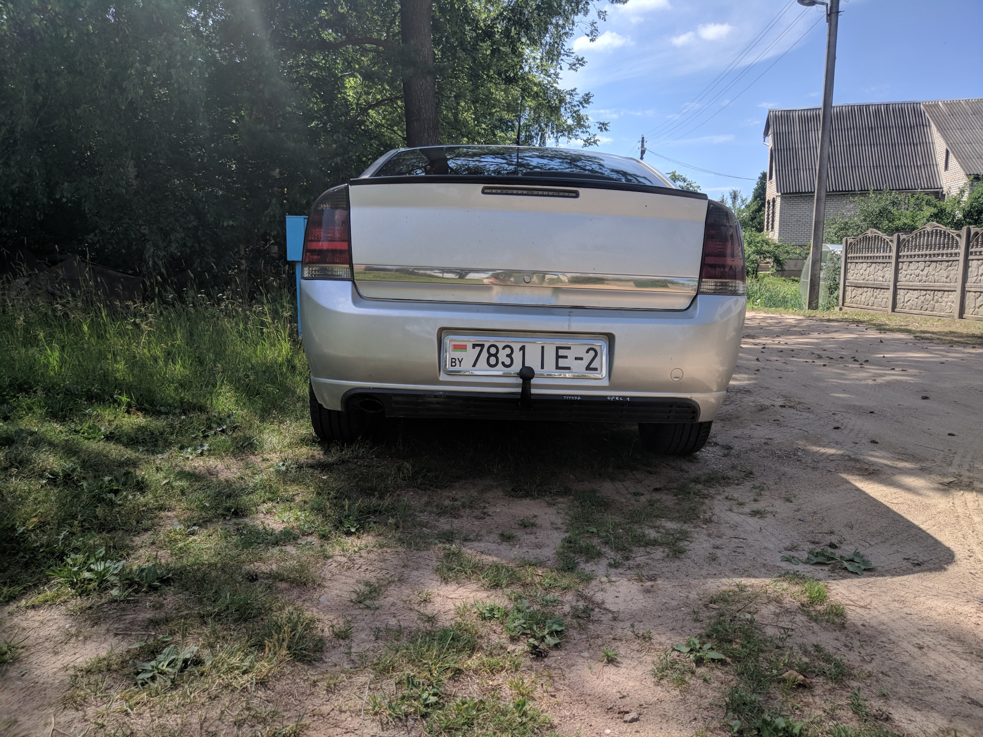 Новый задний фонарь. Юбка заднего бампера. Раздвоенные габариты — DRIVE2