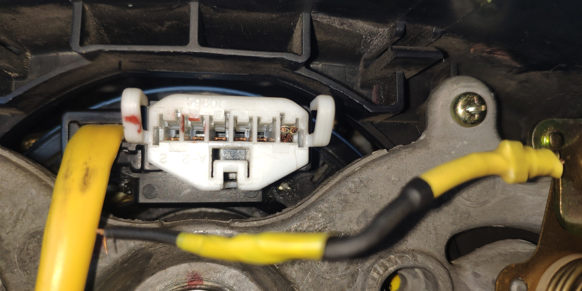 51. Особенности рулевой колонки, временная замена. Сигнал на клаксон ...