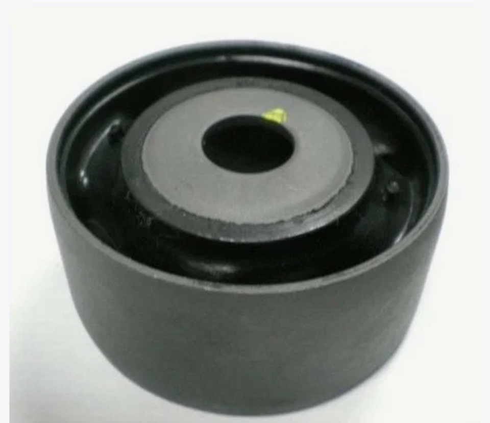 MR554076 Сайлентблок заднего дифференциала Mitsubishi | Запчасти на DRIVE2