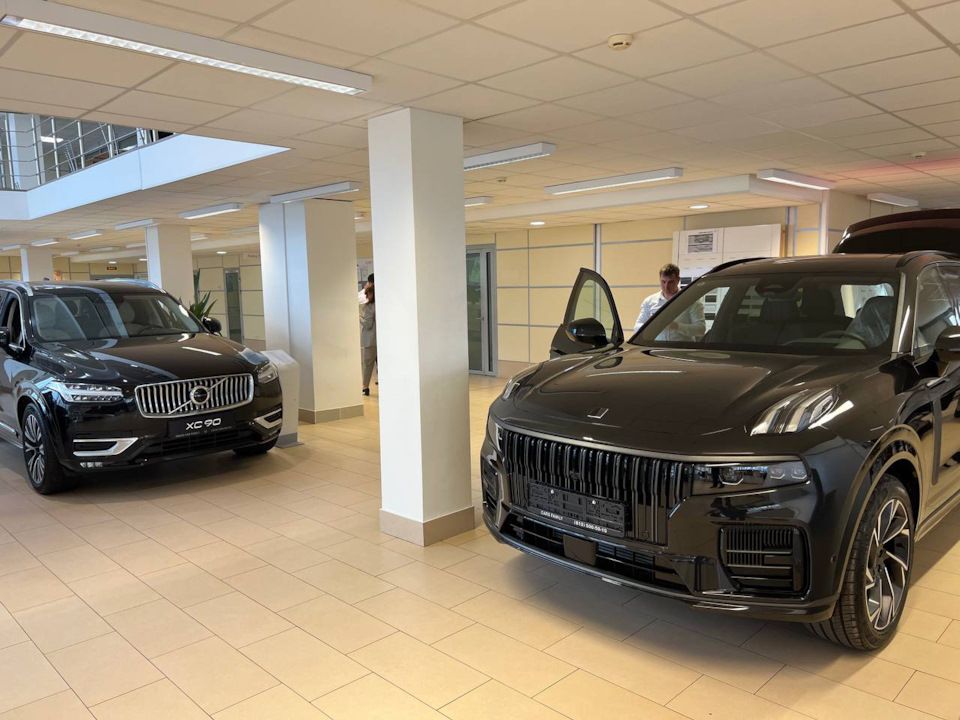 1. Забираем из автосалона — Lynk & Co 09, 2 л, 2023 года | покупка ...