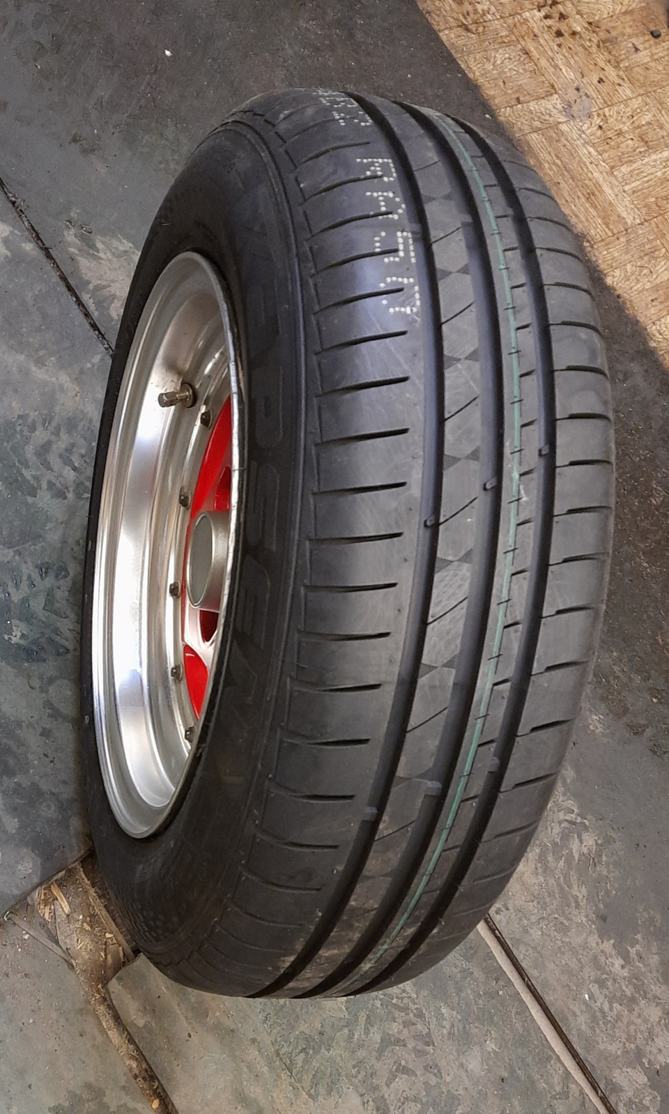 Шины на лето Kapsen K737 165/70R13 — Lada 21011, 1,2 л, 1979 года ...