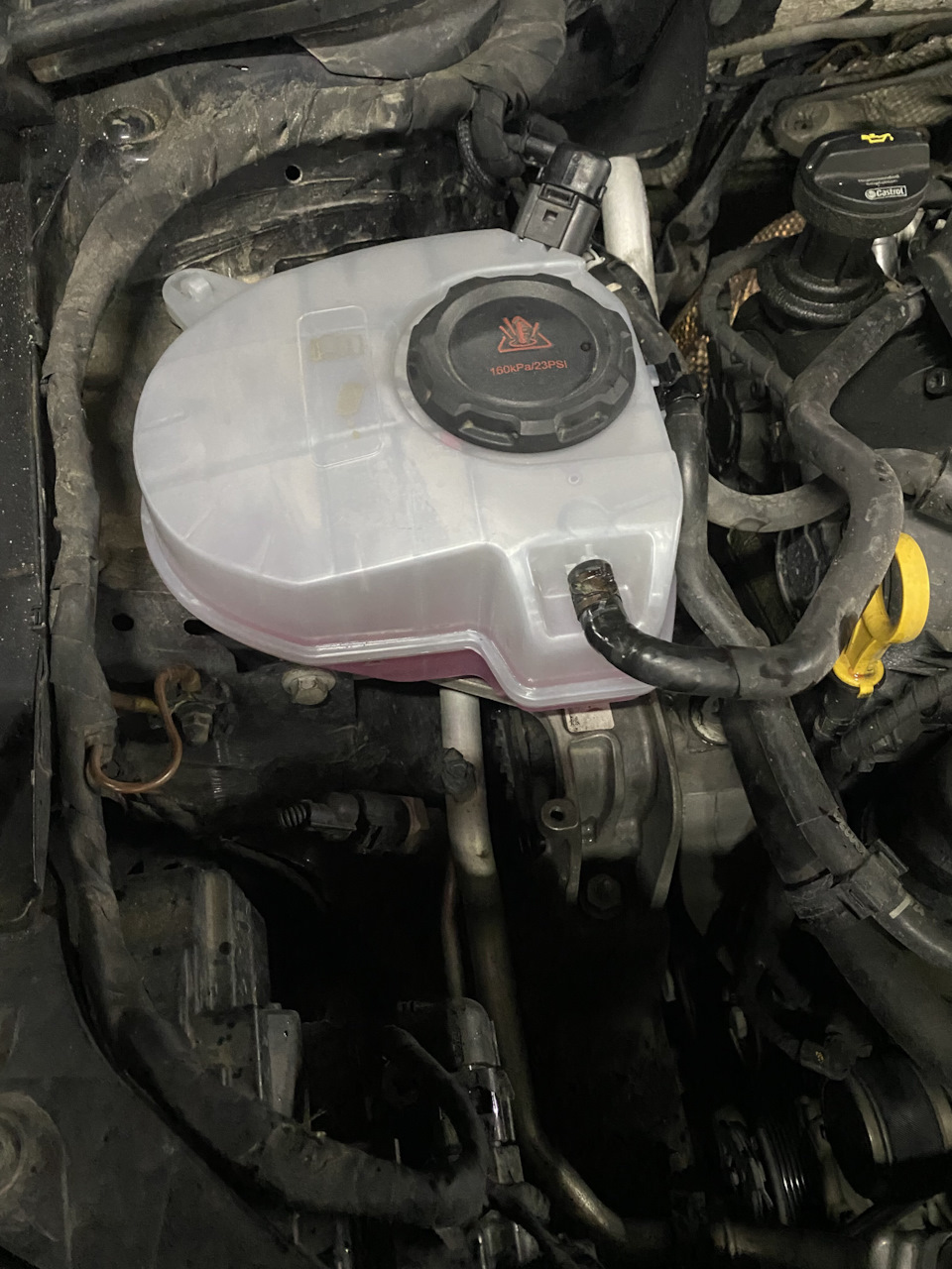 *retrofit* Умная клемма J367, бачок ОЖ MQB-Evo — Skoda Octavia A7 Mk3 ...