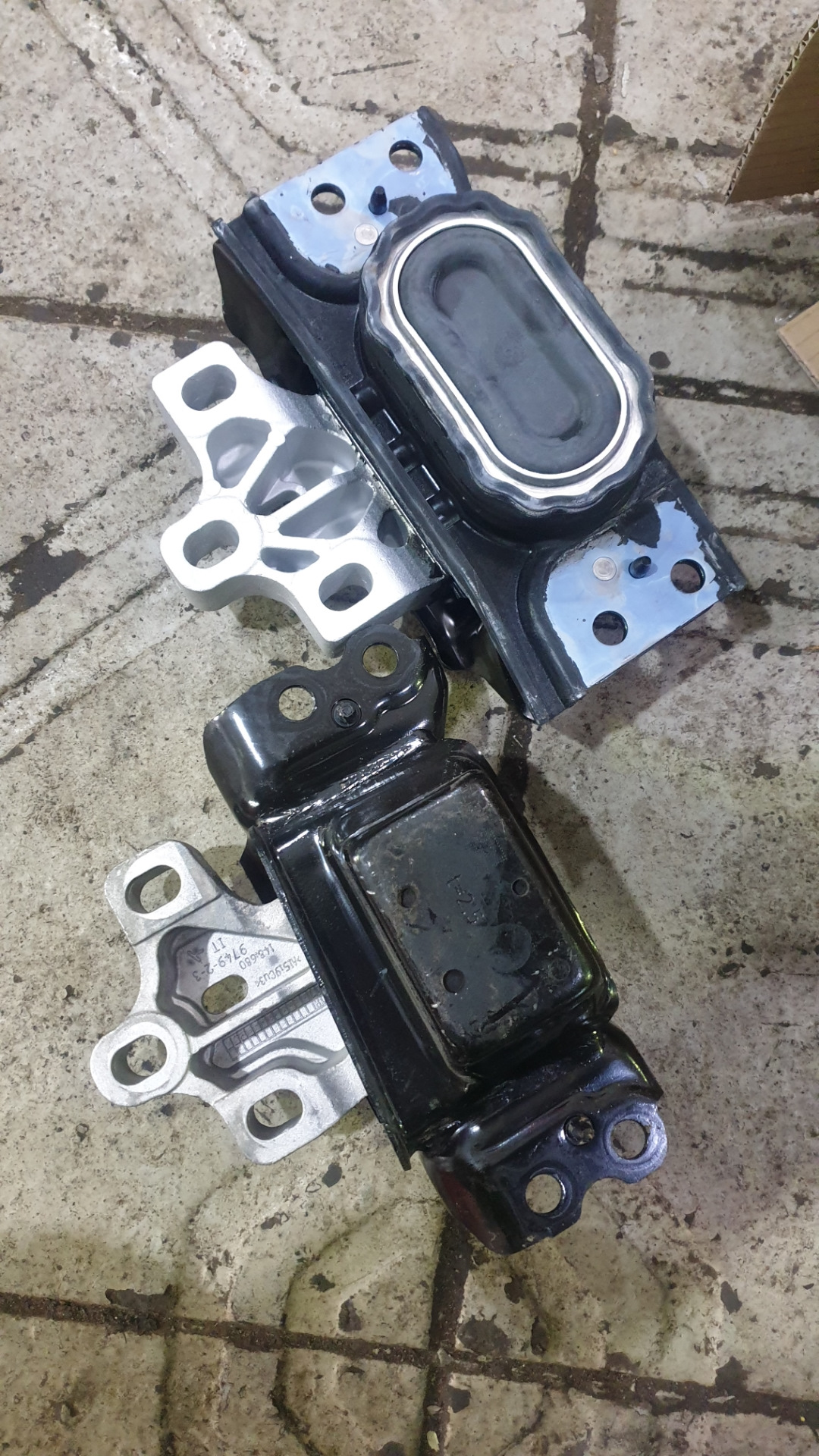 Частица Kodiaq RS для трактора. Гидроопора DSG 5QA199555F — Skoda ...