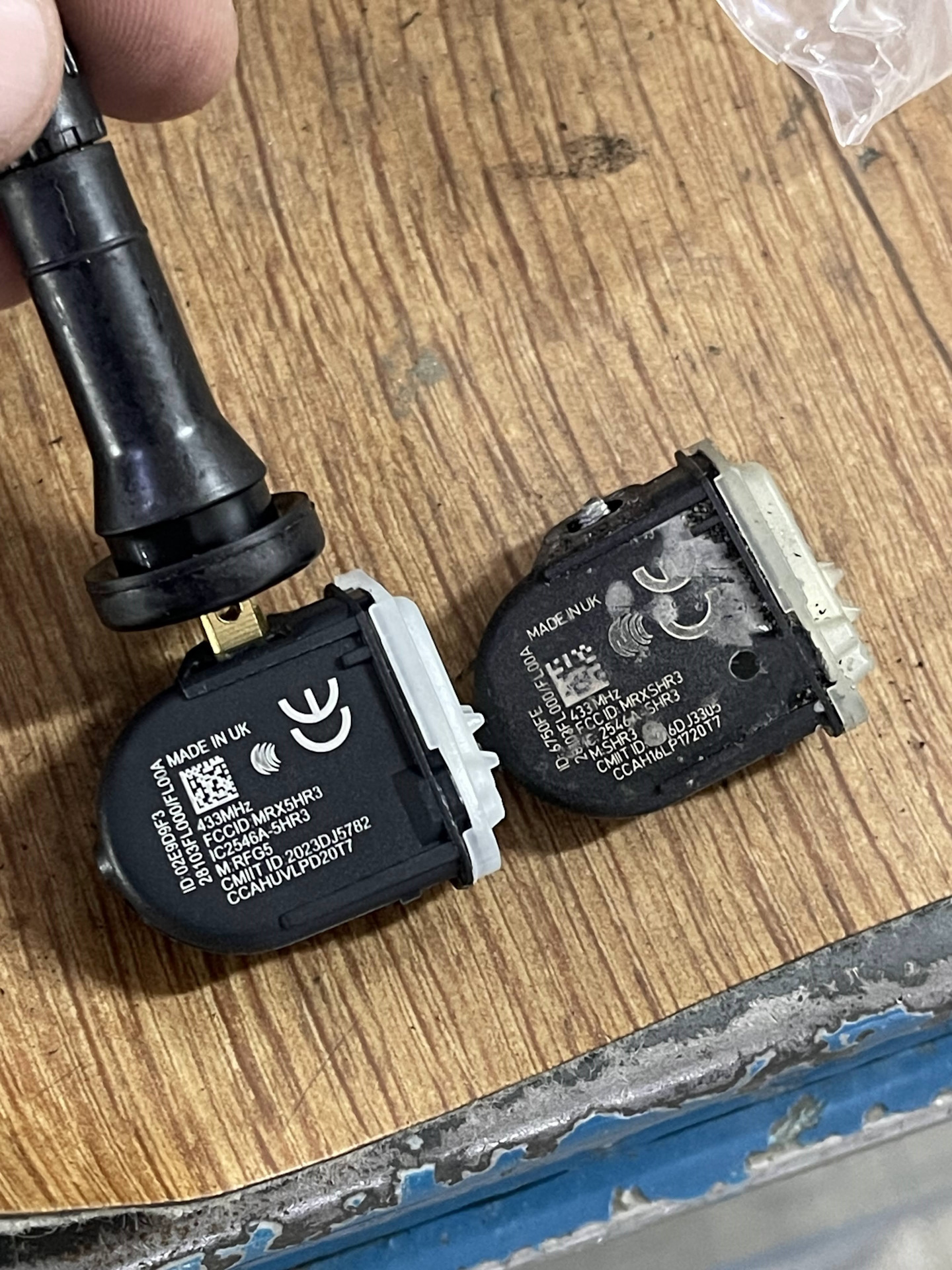 Замена датчиков давления шин TPMS 28103FL000 — Subaru Outback (BS), 2,5 ...