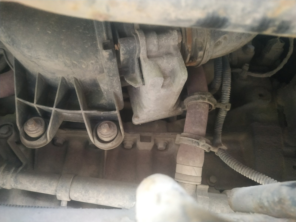 Чистка дросселя бензин 3.2 I6 — Land Rover Freelander 2 (L359), 3,2 л ...