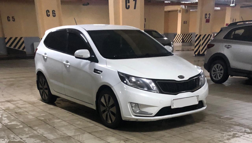 Вот такой он пришёл … — KIA Rio 5-door (3G), 1,6 л, 2014 года | встреча ...