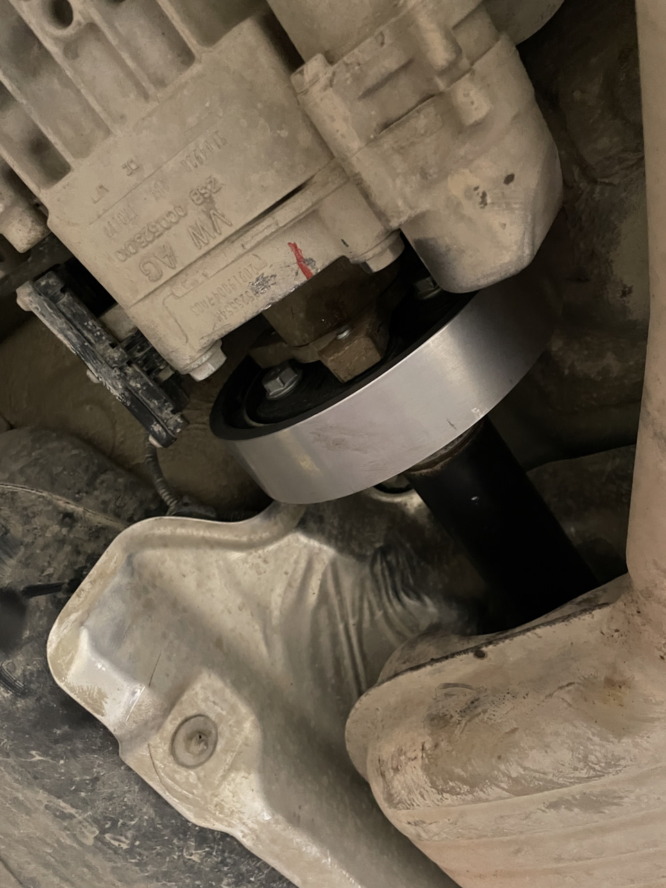 Замена задней муфты кардана — Skoda Octavia Scout A7 Mk3, 1,8 л, 2017 ...