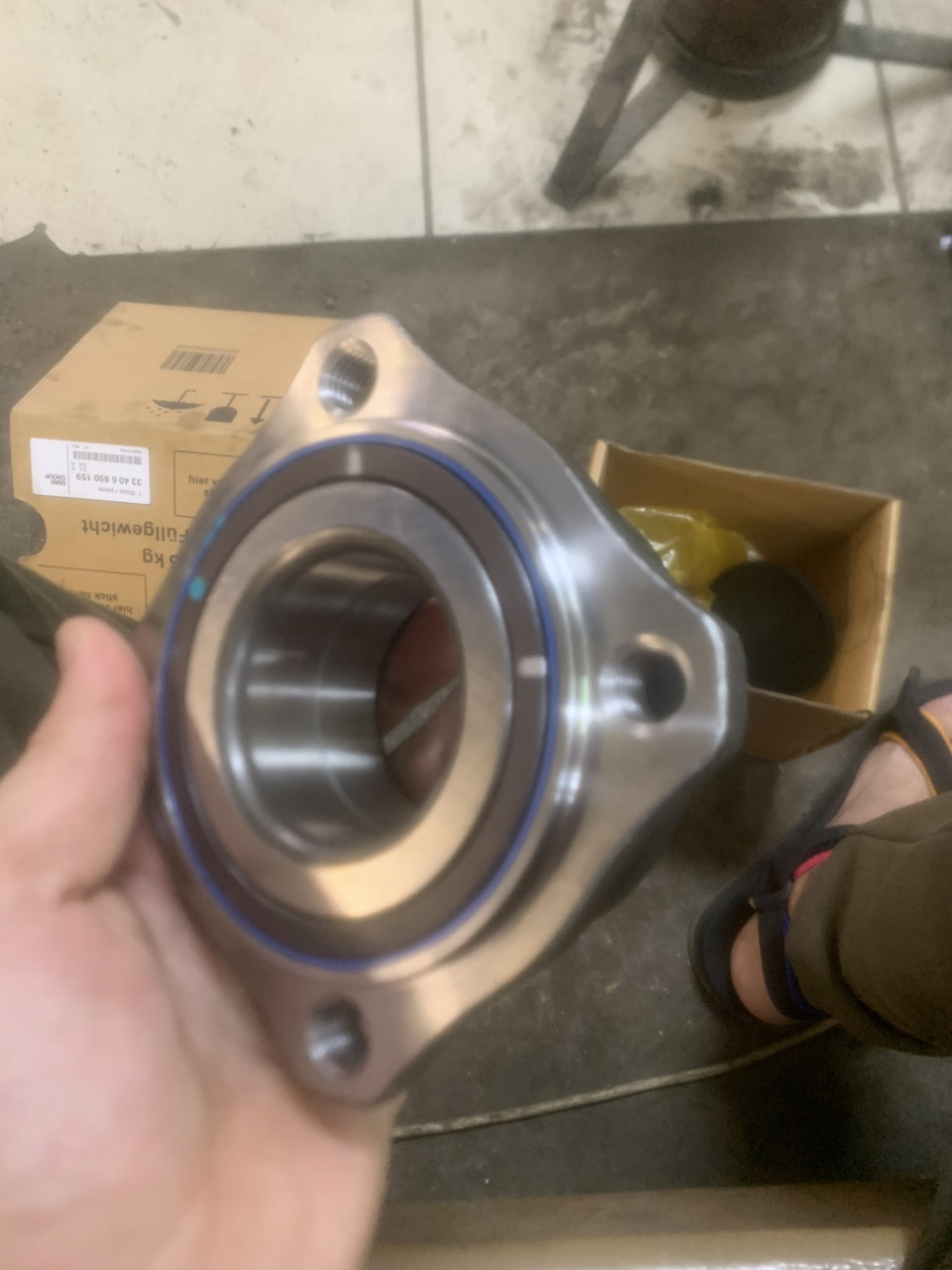 Замена подшипников ступицы — BMW 5 series (F10), 2 л, 2014 года | визит ...