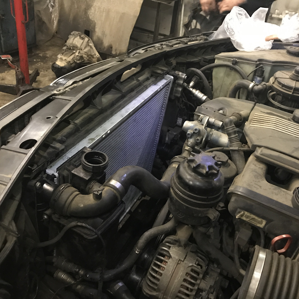 Датчик износа тормозных колодок — Volkswagen Jetta VI, 1,6 л, 2013 года ...