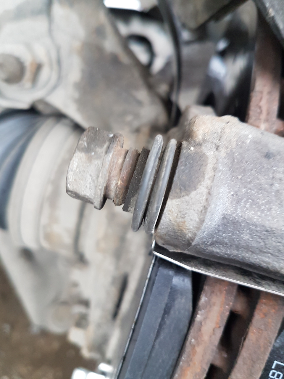 Замена радиатора печки. — Volvo XC90 (1G), 2,5 л, 2007 года | своими ...