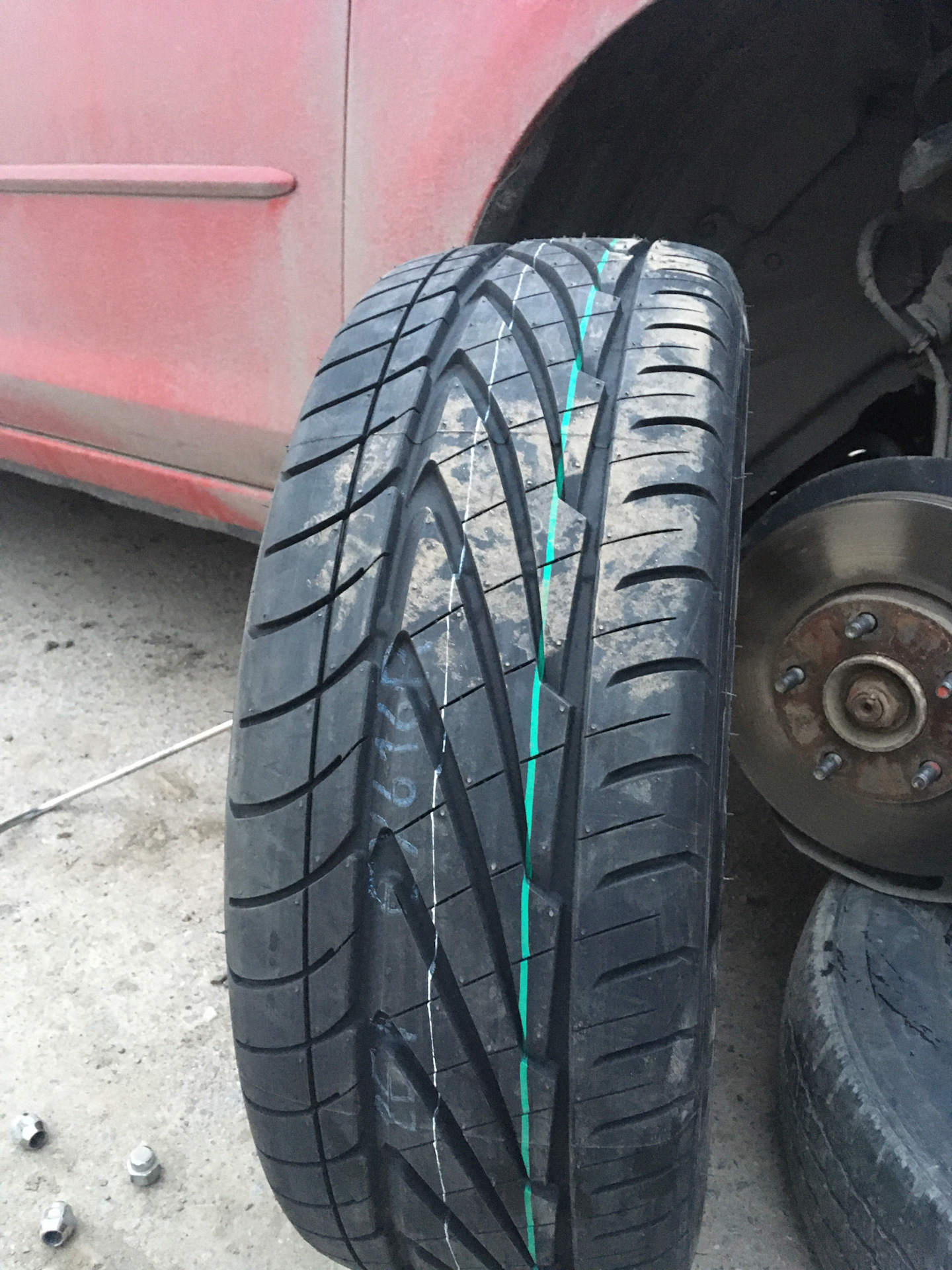 Японская резина NITTO — Mazda 3 (1G) BK, 1,6 л, 2005 года | шины | DRIVE2