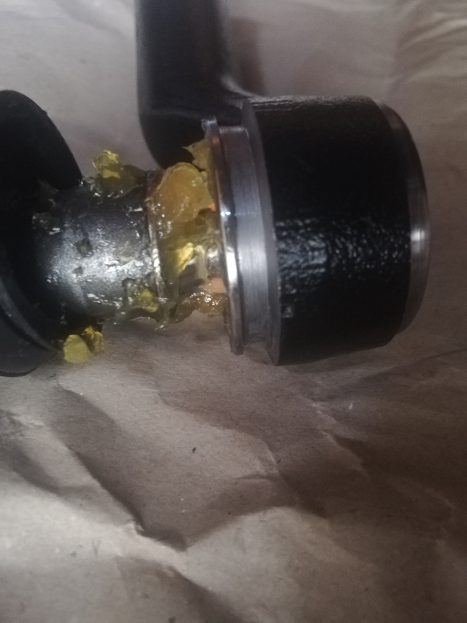 Замена элементов передней и задней подвески Volvo XC70 2008 года ...