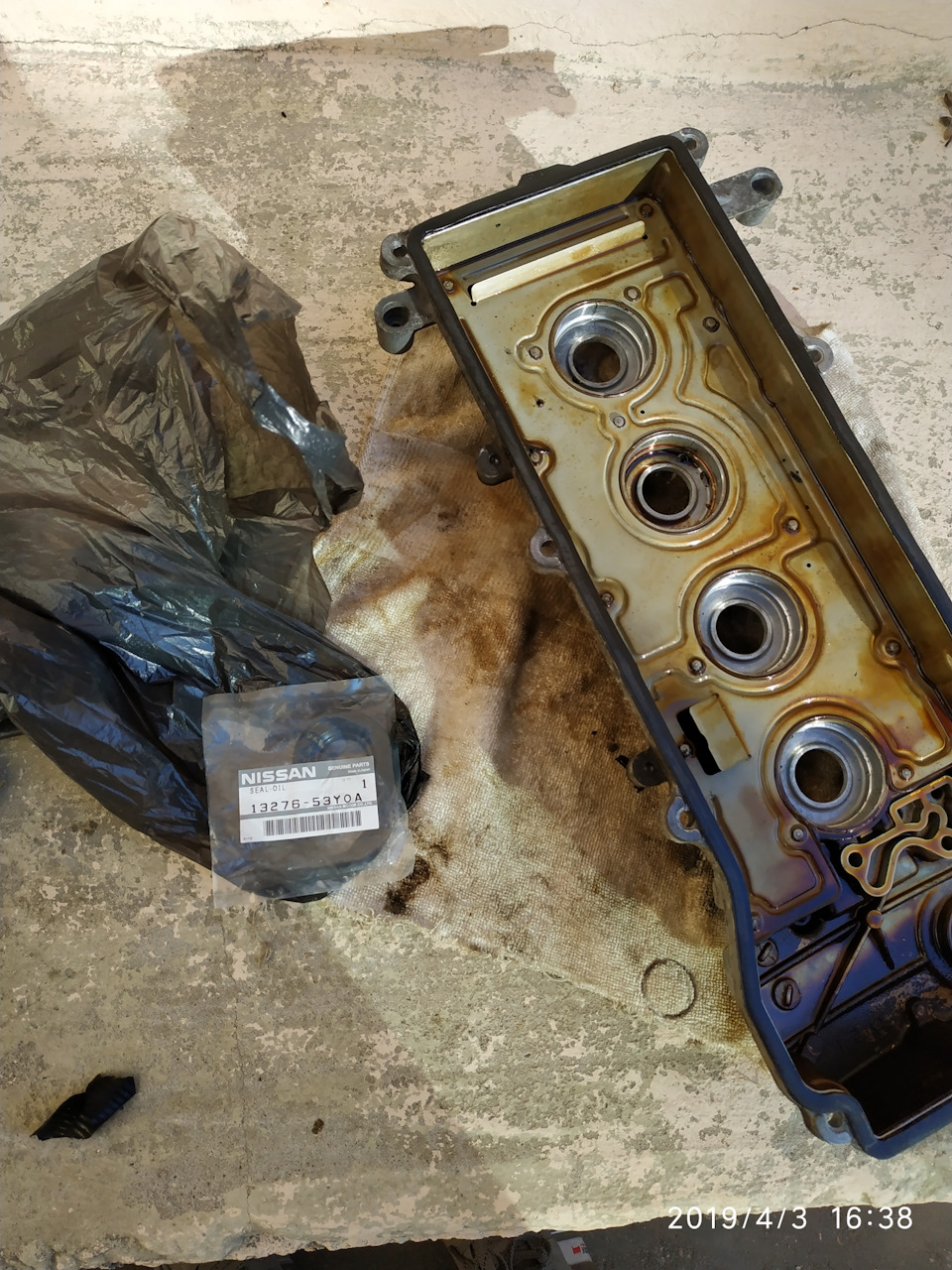 1327653Y0A Сальник NISSAN INFINITI | Запчасти на DRIVE2