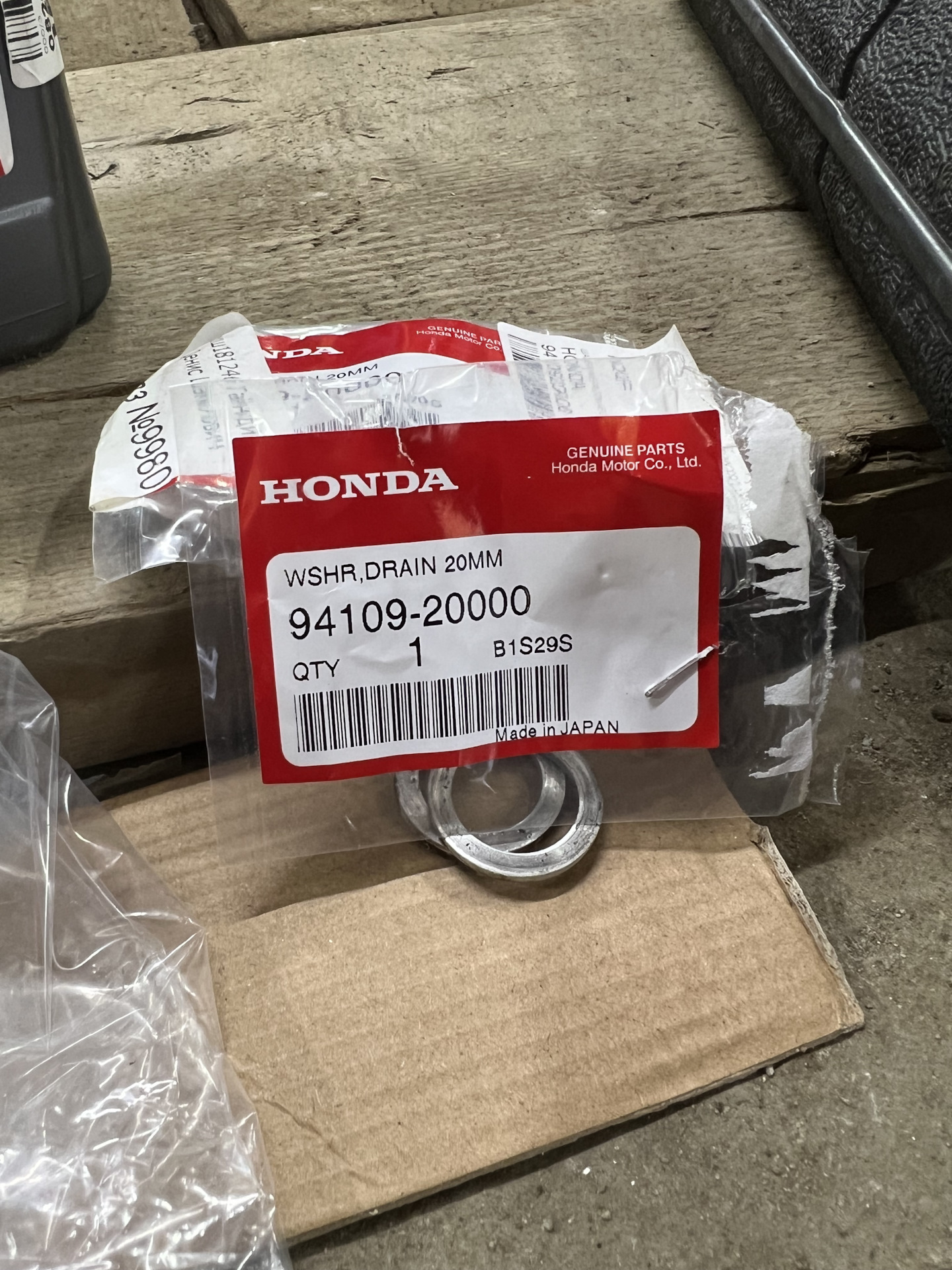 Honda CRV-3 замена масла в редукторе — Honda CR-V (RE), 2 л, 2011 года ...