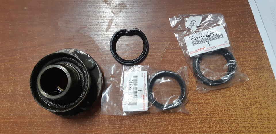 Сальник раздатки — Toyota Land Cruiser Prado 70-series, 3 л, 1995 года ...