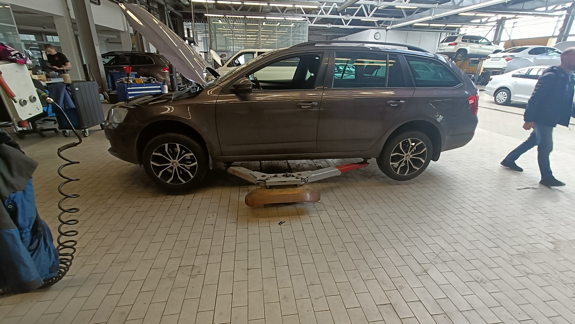 ТО 135 т.км — Skoda Octavia Combi A7 Mk3, 1,8 л, 2014 года | плановое ТО | DRIVE2