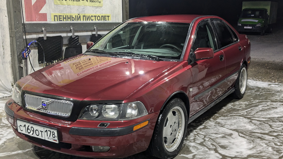 Volvo S40 (1G) 1.8 бензиновый 2003 | на DRIVE2