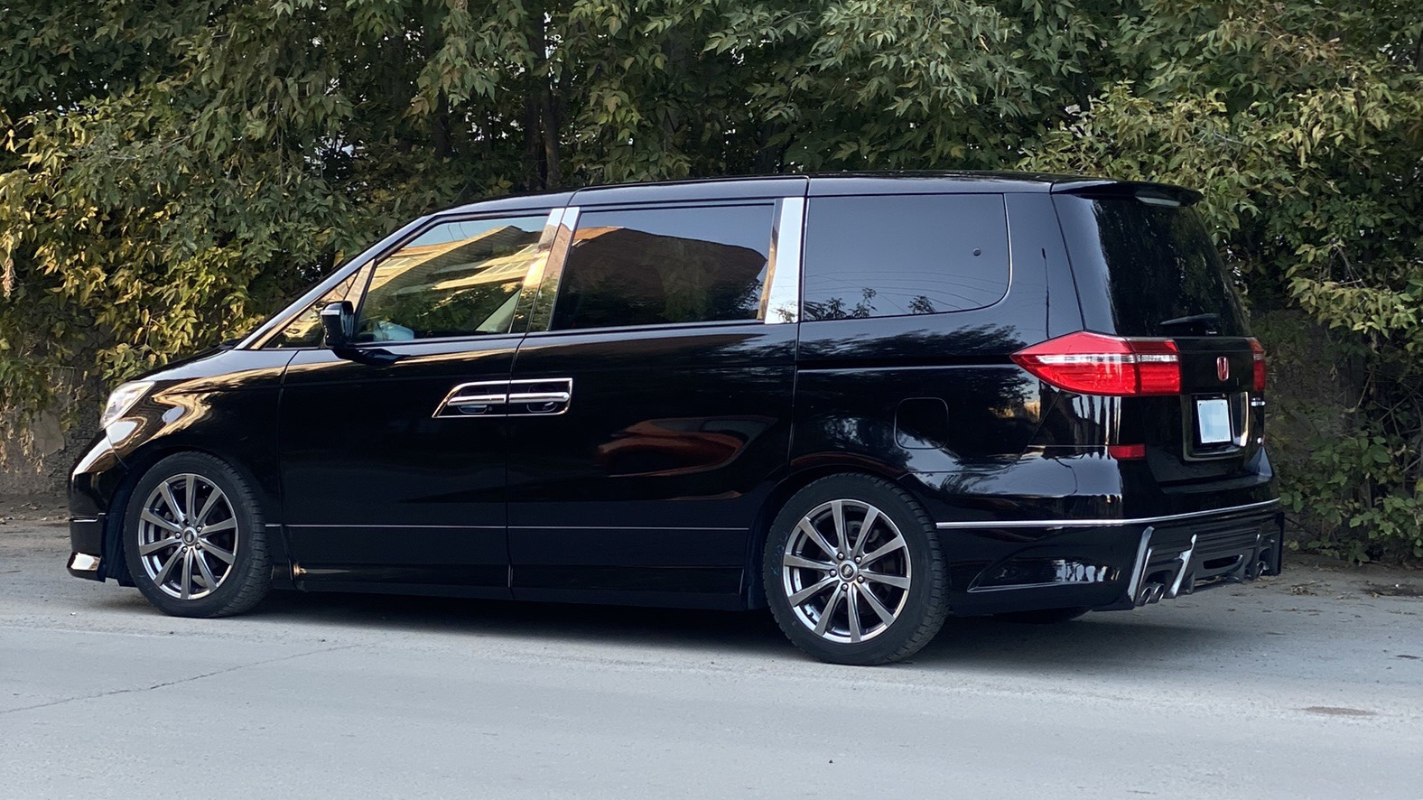 Honda Elysion 3.5 бензиновый 2013 | 3.5 Prestige на DRIVE2