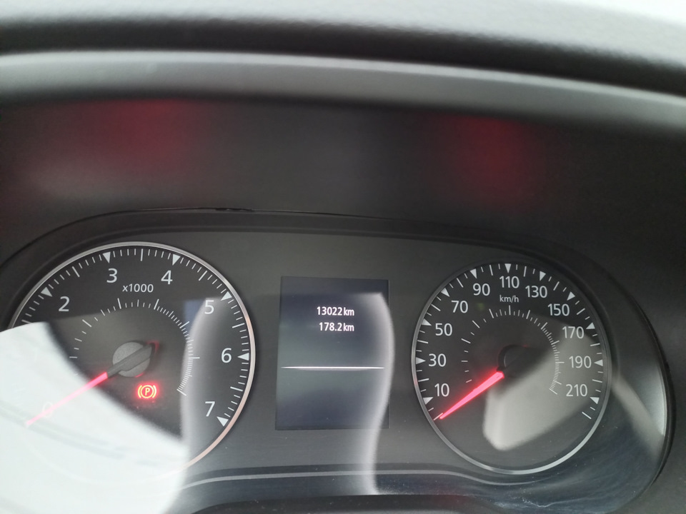 Замена щёток стеклоочистителя. — Renault Arkana, 1,6 л, 2021 года ...