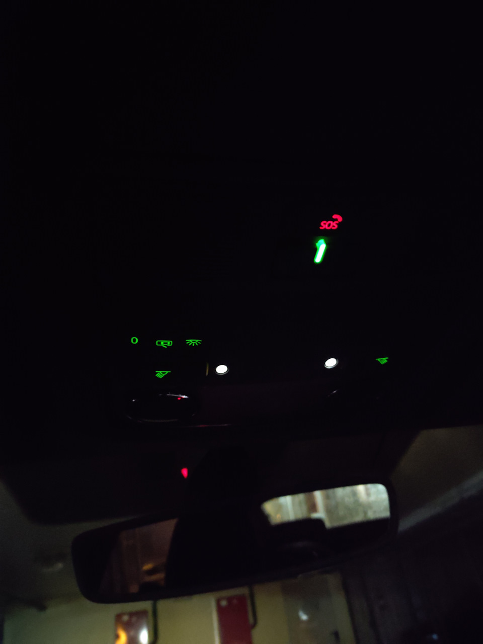 Салонный плафон с подсветкой. — Skoda Octavia A7 Mk3, 1,6 л, 2018 года ...