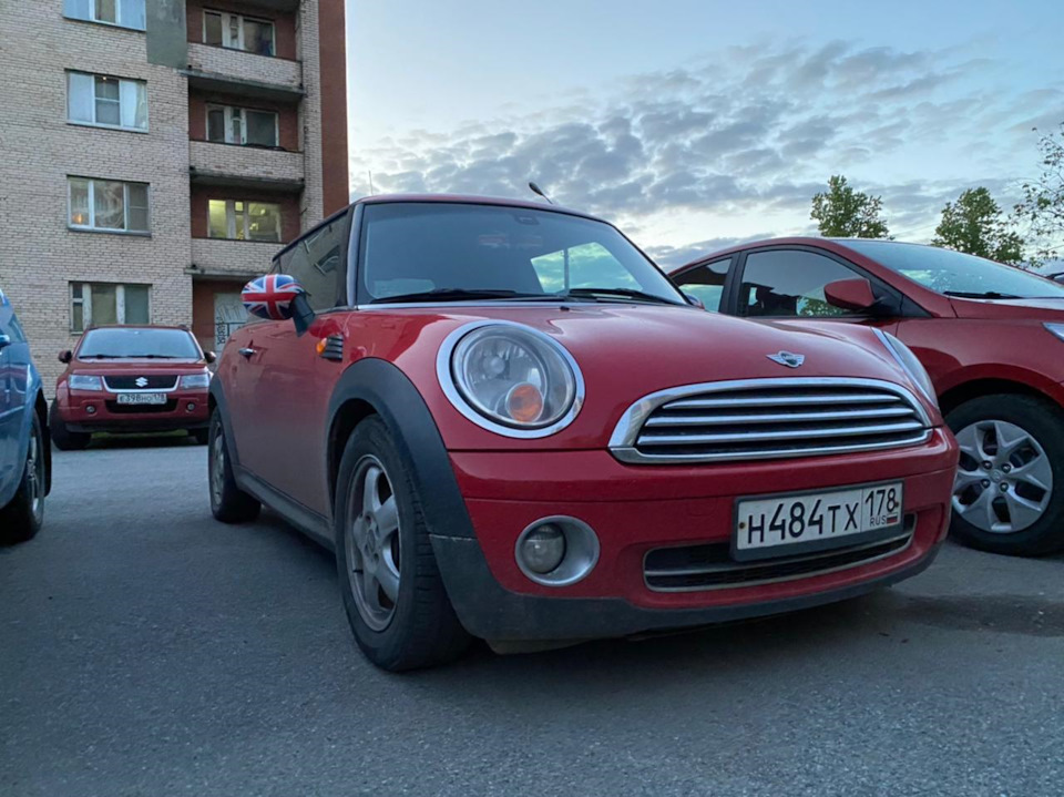 Mini — one love) — MINI One Mk II, 1,6 л, 2010 года | просто так | DRIVE2