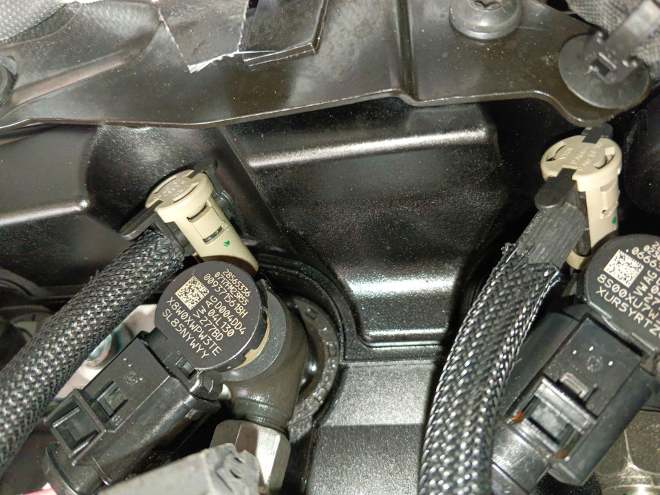 Замена сальников форсунок — SEAT Leon (Mk III), 1,6 л, 2017 года ...